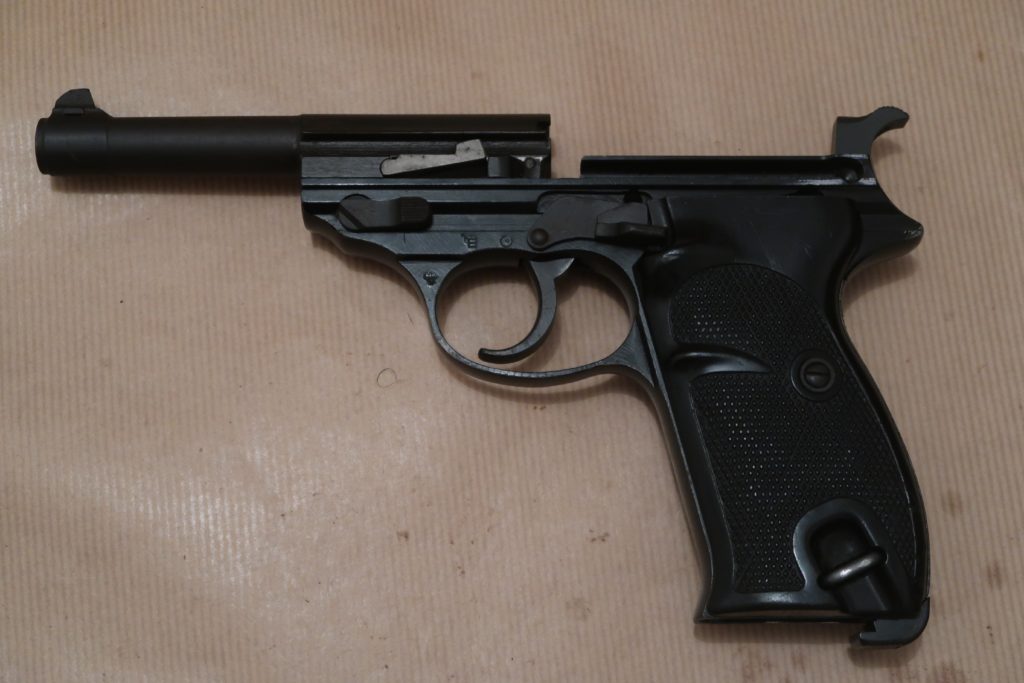 Le pistolet Walther P38 / P1 Interarms en 9 mm